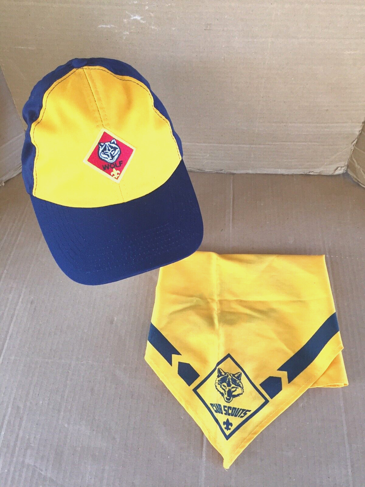 cub scout wolf official - Gem