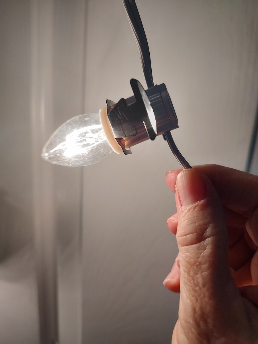 Village Single Cord Light Socket