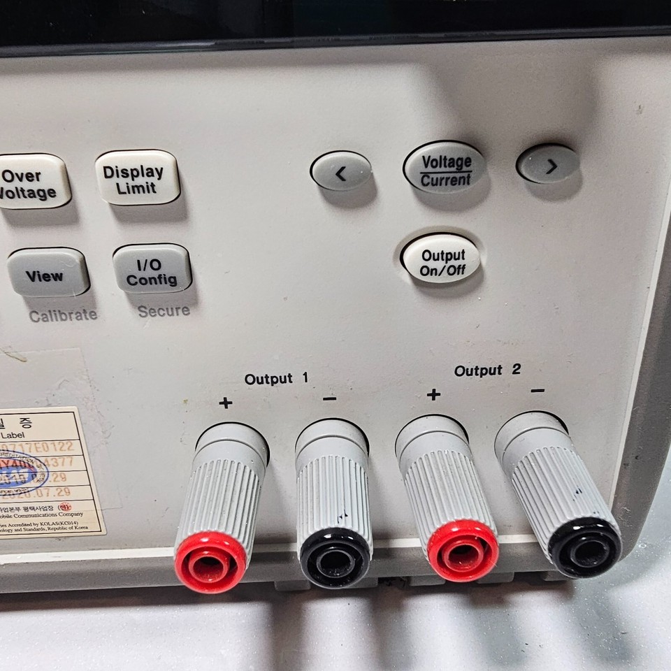 Agilent E3648A Dual Output DC Power Supply 0-8V,5A/0-20V,2.5A - Tested ...