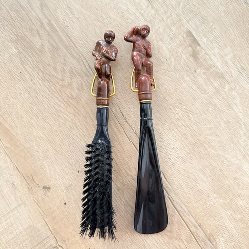 Vintage 1950-60s Cloth Shoe Brush & Shoe Horn Set, Football Player ...
