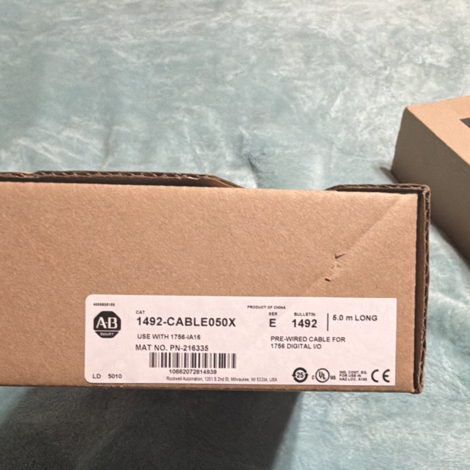 Allen-Bradley 1492-CABLE050X Pre-Wired Cable for 1756 Digital I/O, 5.0m ...