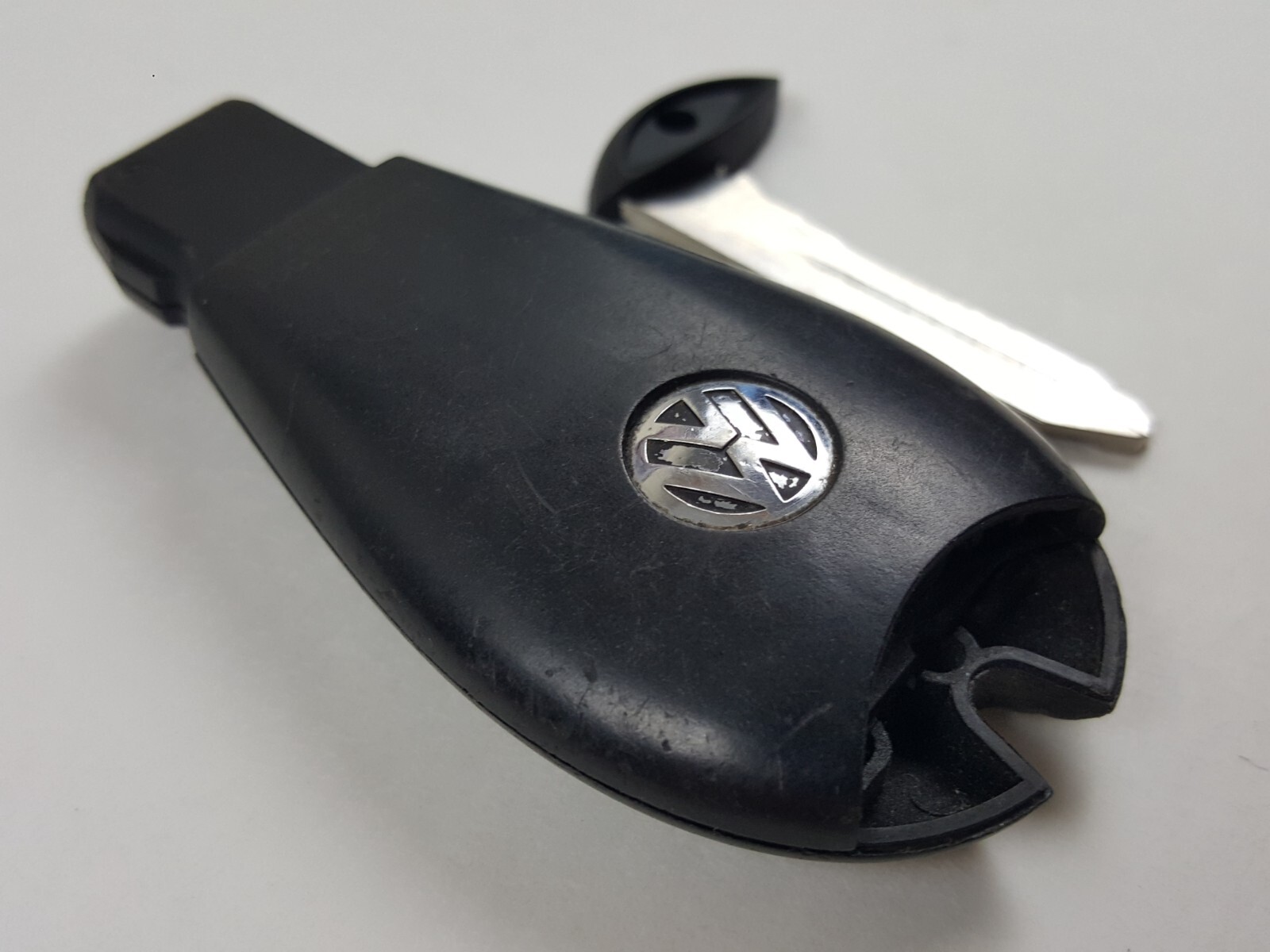 UNLOCKED ORIGINAL VOLKSWAGEN ROUTAN VAN 09-14 FOB OEM KEY LESS ENTRY ...