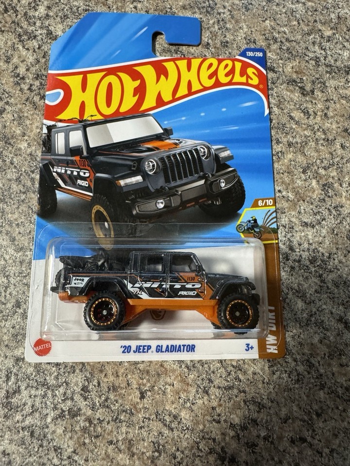 Hot Wheels 2025 Super Treasure Hunt '20 Jeep Gladiator - With Protector ...