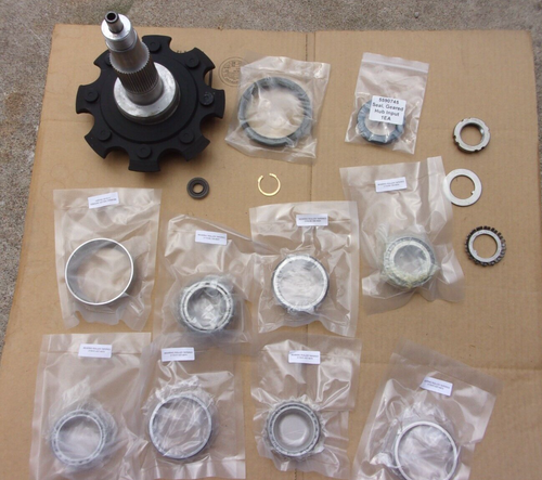 HMMWV CTIS GEARED HUB SPINDLE WITH BEARINGS SEALS AND MOUNTING HARDWARE ...
