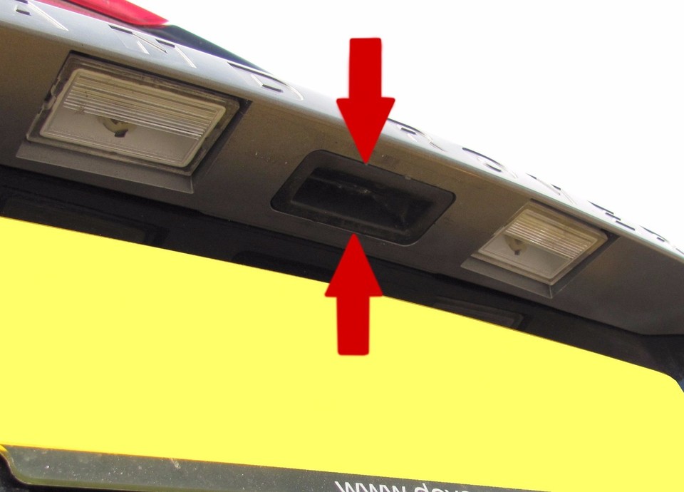 LAND ROVER LR2 FREELANDER 2 & RANGE ROVER SPORT TAILGATE HANDLE SWITCH ...