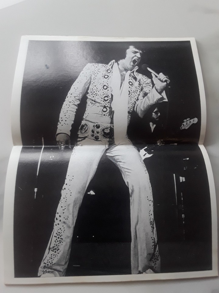 ELVIS PRESLEY, 40 GREATEST, LP & ELVIS MONTHLY, | eBay UK