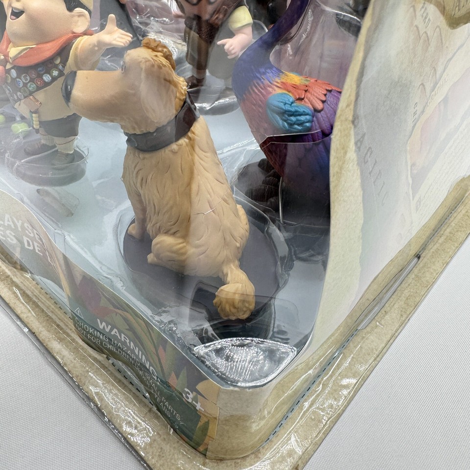 Disney Pixar UP Deluxe Figure Set 9 PCS Karl Dug Ellie Kevin Box Wear ...