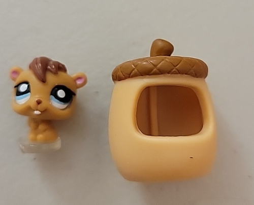 Littlest Pet Shop LPS Teeniest Tiniest Squirrel with Nut House ...