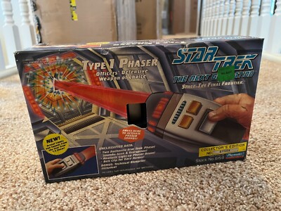 VINTAGE 1994 Playmates STAR TREK The Next Generation TNG TYPE 1 PHASER ...