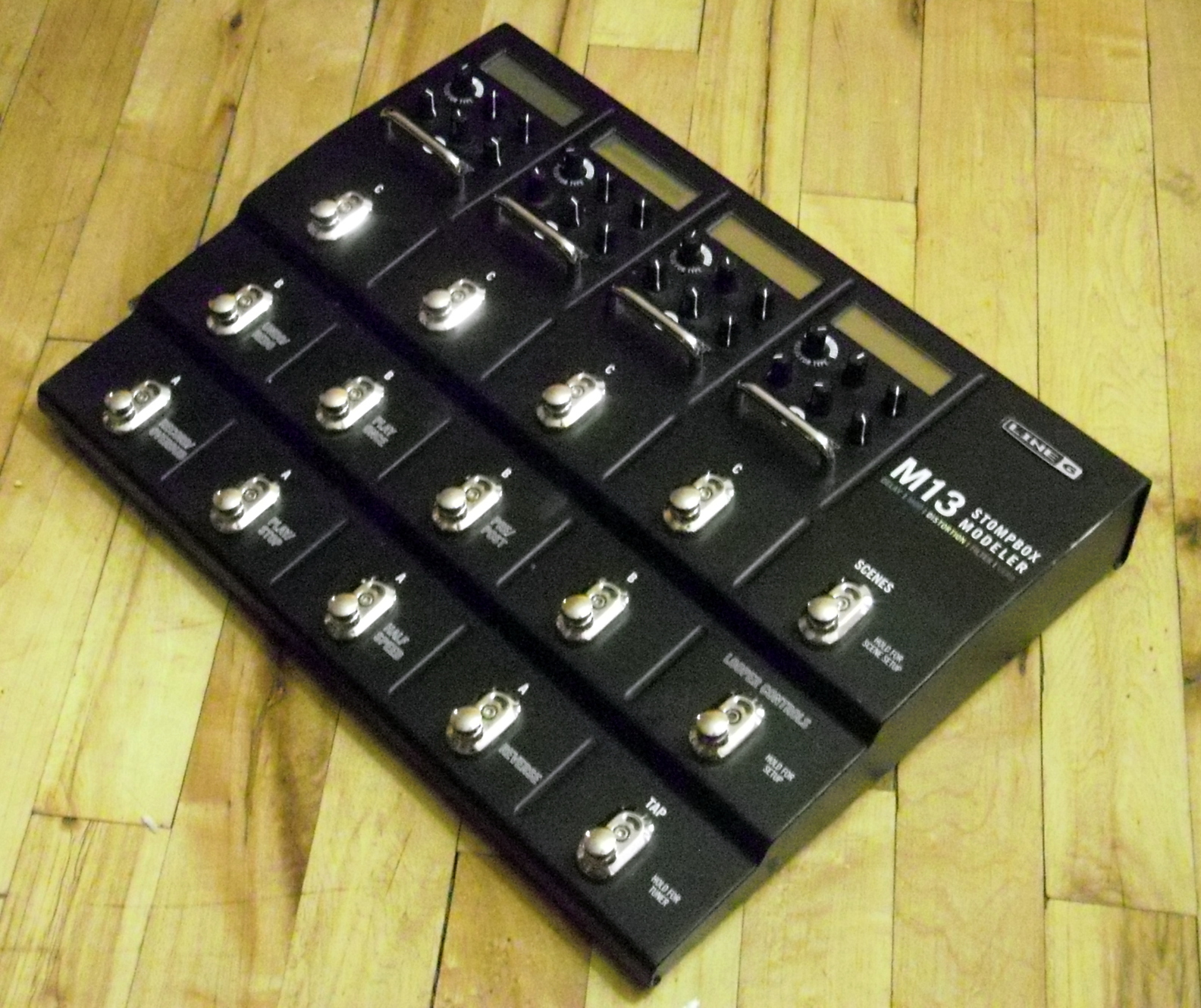 Line 6 M13 Multi-Effect Stompbox Modeler with Looper & Tuner Midi ...