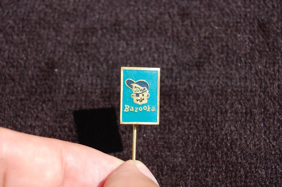BAZOOKA JOE - chewing bubble gum ... nice old rare pin badge | eBay