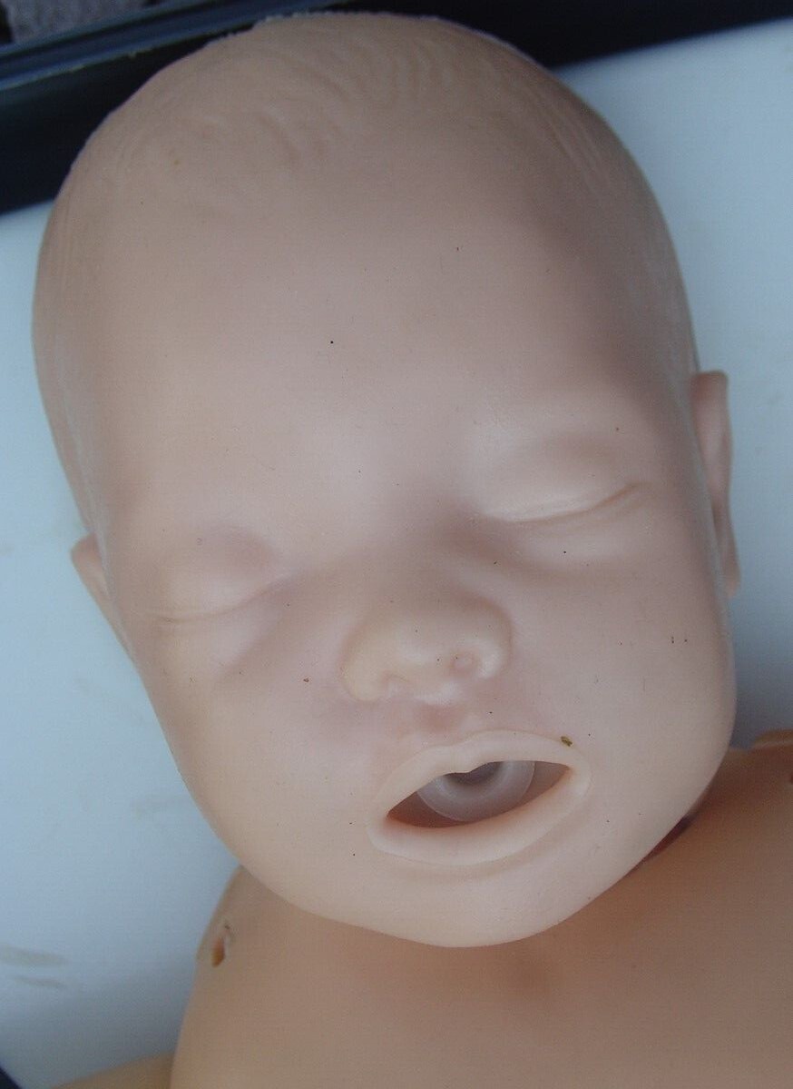 Laerdal Child Baby Infant Manikin in Case w/ Extra Faces for Parts CPR ...