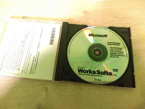 ️📀 RETRO MICROSOFT WORKS SUITE 2001 DVD WITH COA - UK SELLER | eBay UK