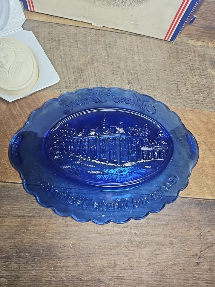 Avon Mount Vernon George & Martha Washinton Vintage Cobalt Blue Plate ...