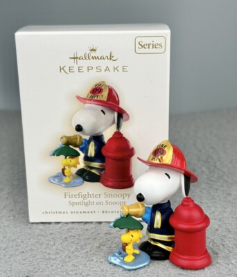 Hallmark Ornament PEANUTS Spotlight on Snoopy Firefighter 12th In ...