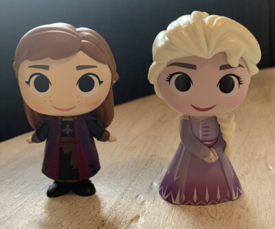 Funko Mystery Minis Common Anna (1/6) And Super-Rare Elsa In Purple ...