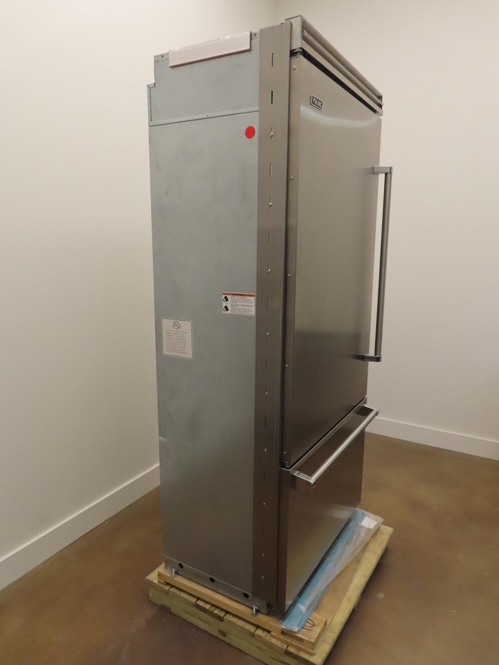 Viking Professional 5 Series VCBB5363ELSS 36" Built-In LED Refrigerator ...