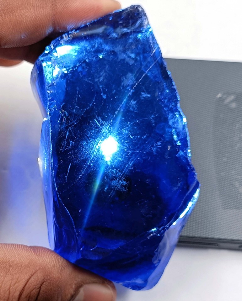 Natural Blue Tanzanite Rough 1025.65Ct EGL Certified Rough Tanzania ...