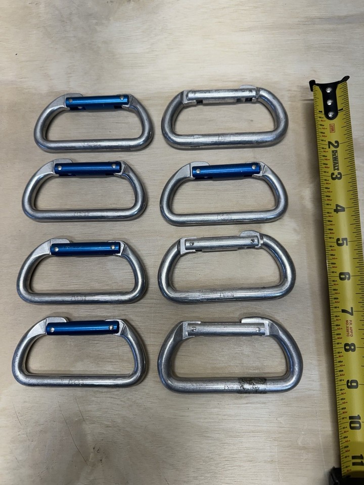 8 REI Mountain Climbing D Carabiners 23k | eBay