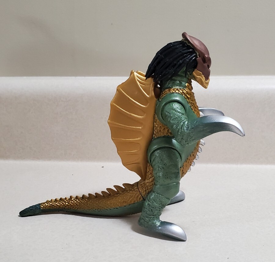 Predator Gigan Godzilla Ultraman Kaiju Xenomorph Alien Romulus ...