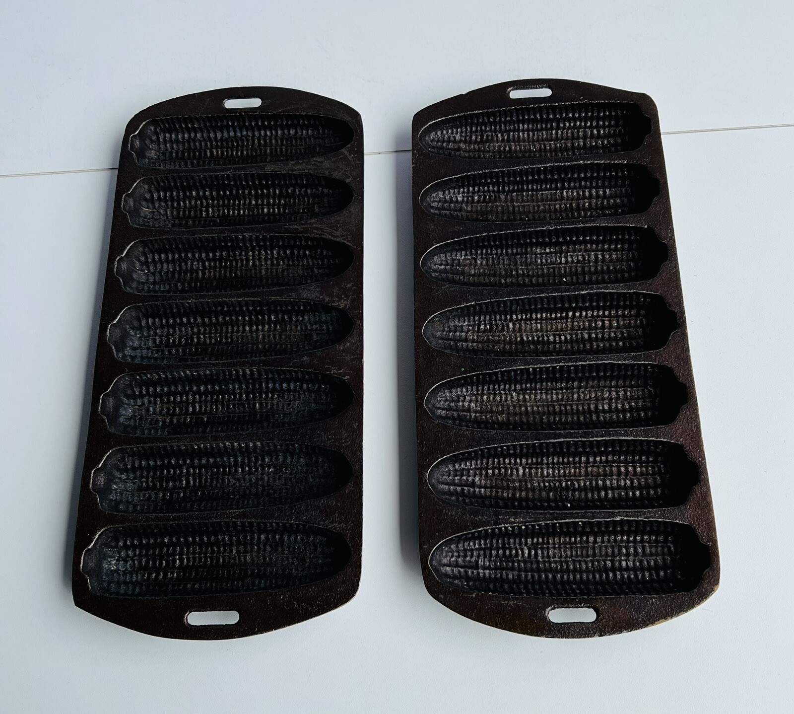 (2) Lodge Vintage Cast Iron Corn Stick Pan 7 Cavities 27C2 | eBay