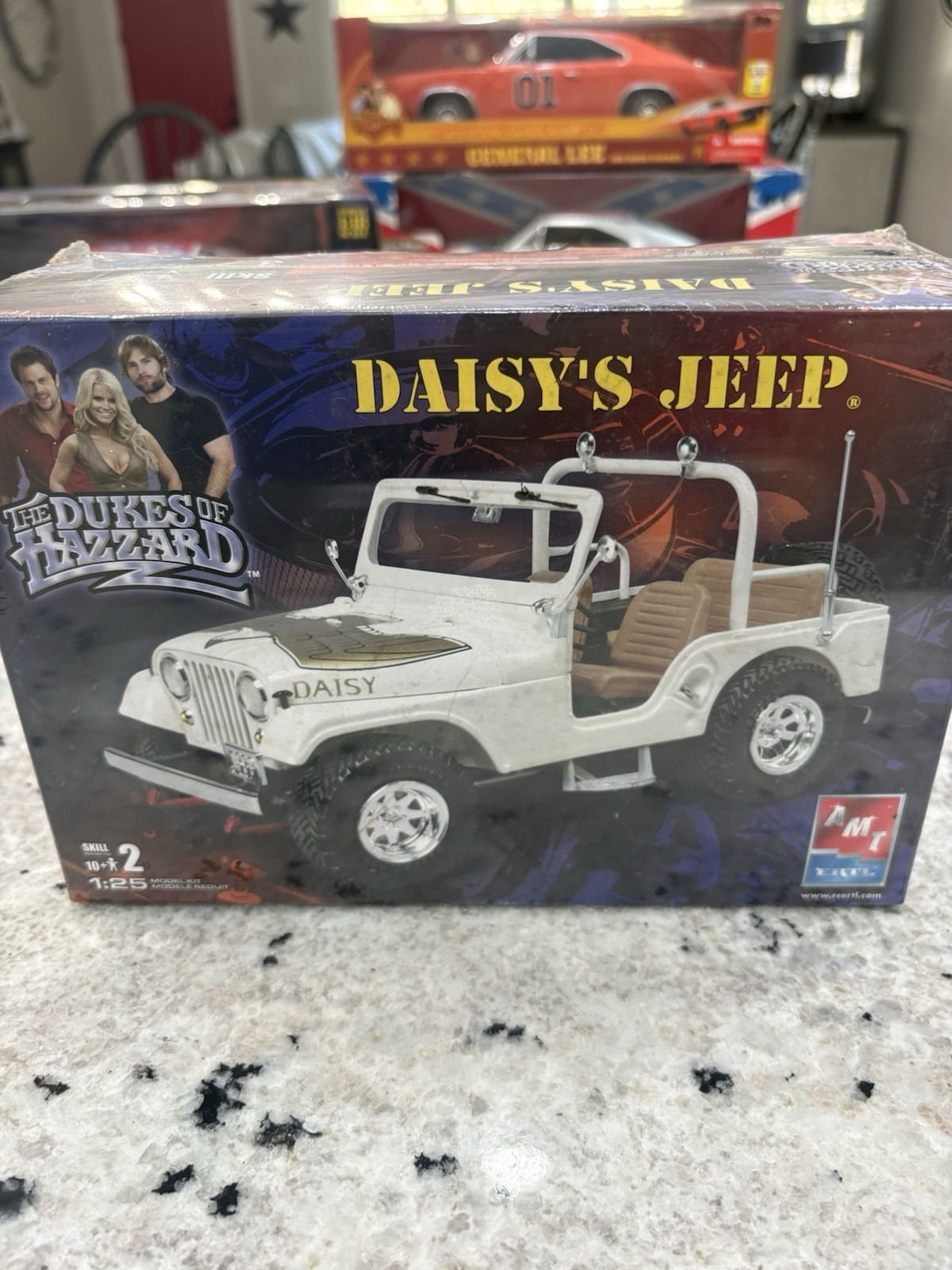 AMT Ertl The Dukes of Hazzard Daisy Duke Jeep 1:25 Unassembled Plastic ...