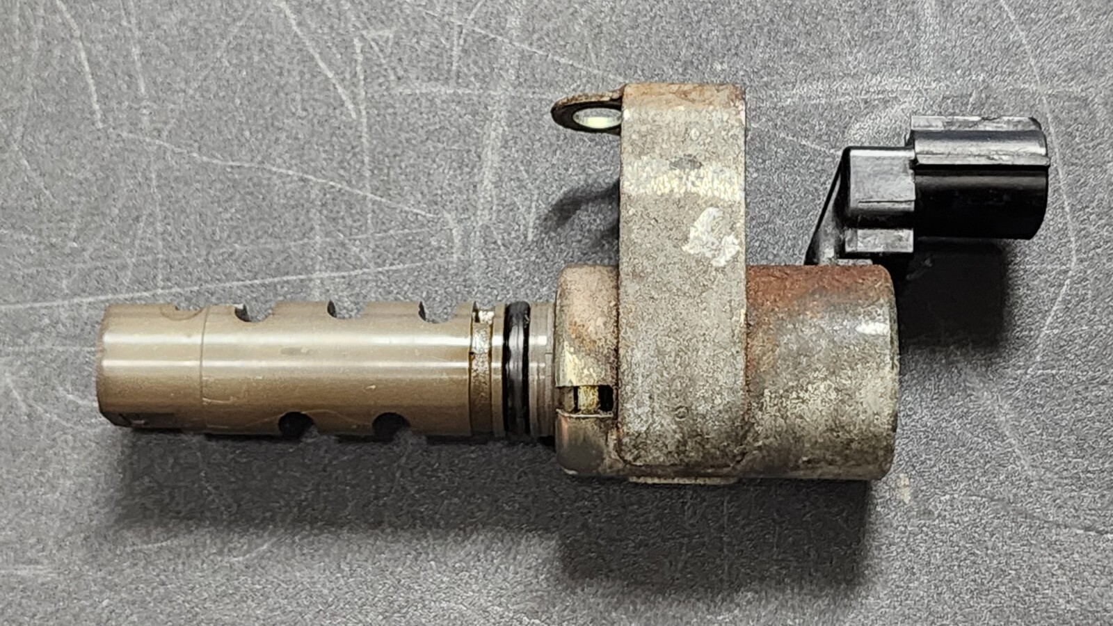 2004-2006 Subaru Impreza WRX STi AVCS Solenoid EJ257 EJ255 OEM ...