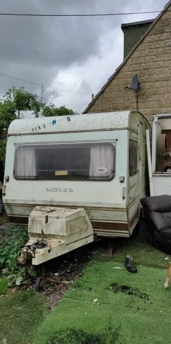 SCRAP A CARAVAN. DAMP OR DAMAGED - SCRAP CARAVANS WANTED . ANY AREA ...