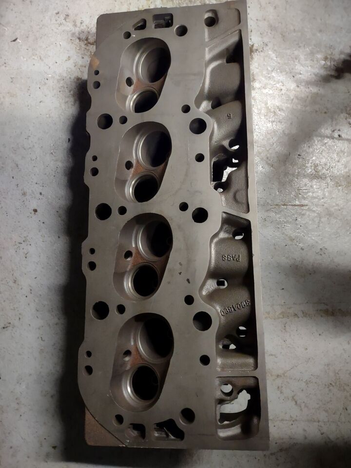 3904390 GM 396ci Closed Chamber Cylinder Heads PAIR BBC 396 Corvette ...