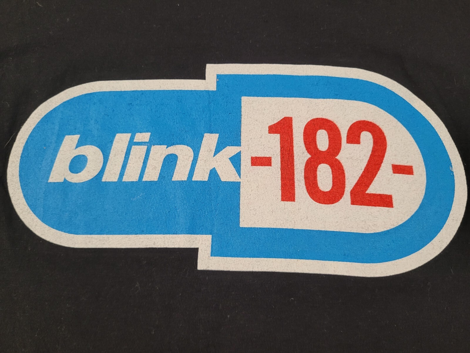 RARE Blink 182 vintage 90s StreetWear Rock band tee. … - Gem