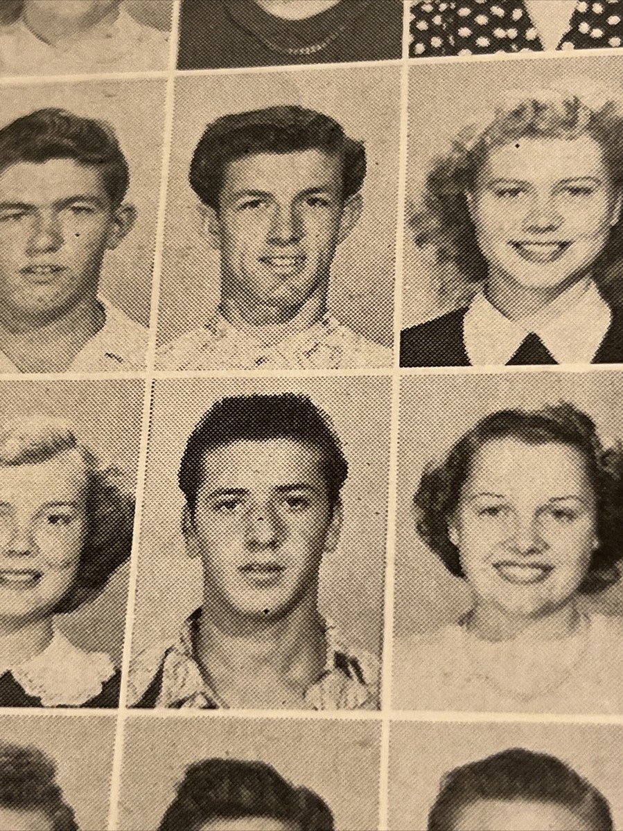 Celebrities Yearbook 60 Photos - Moonagedaydream.film