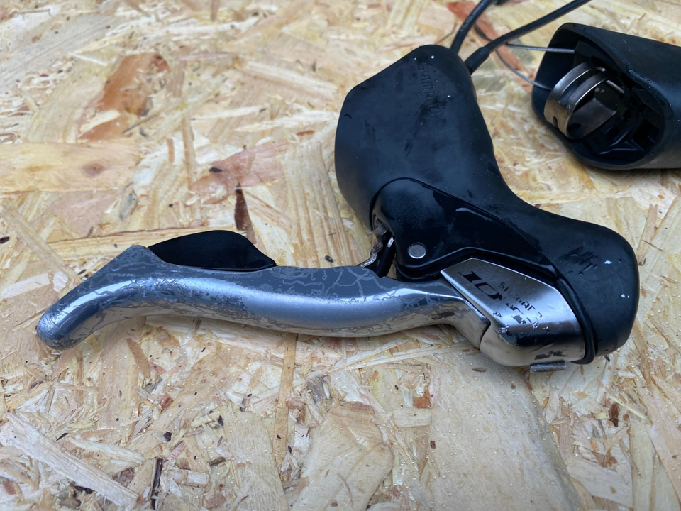 Shimano 105 10 Speed Double STI Brake Levers/Shifters, Average Used ...