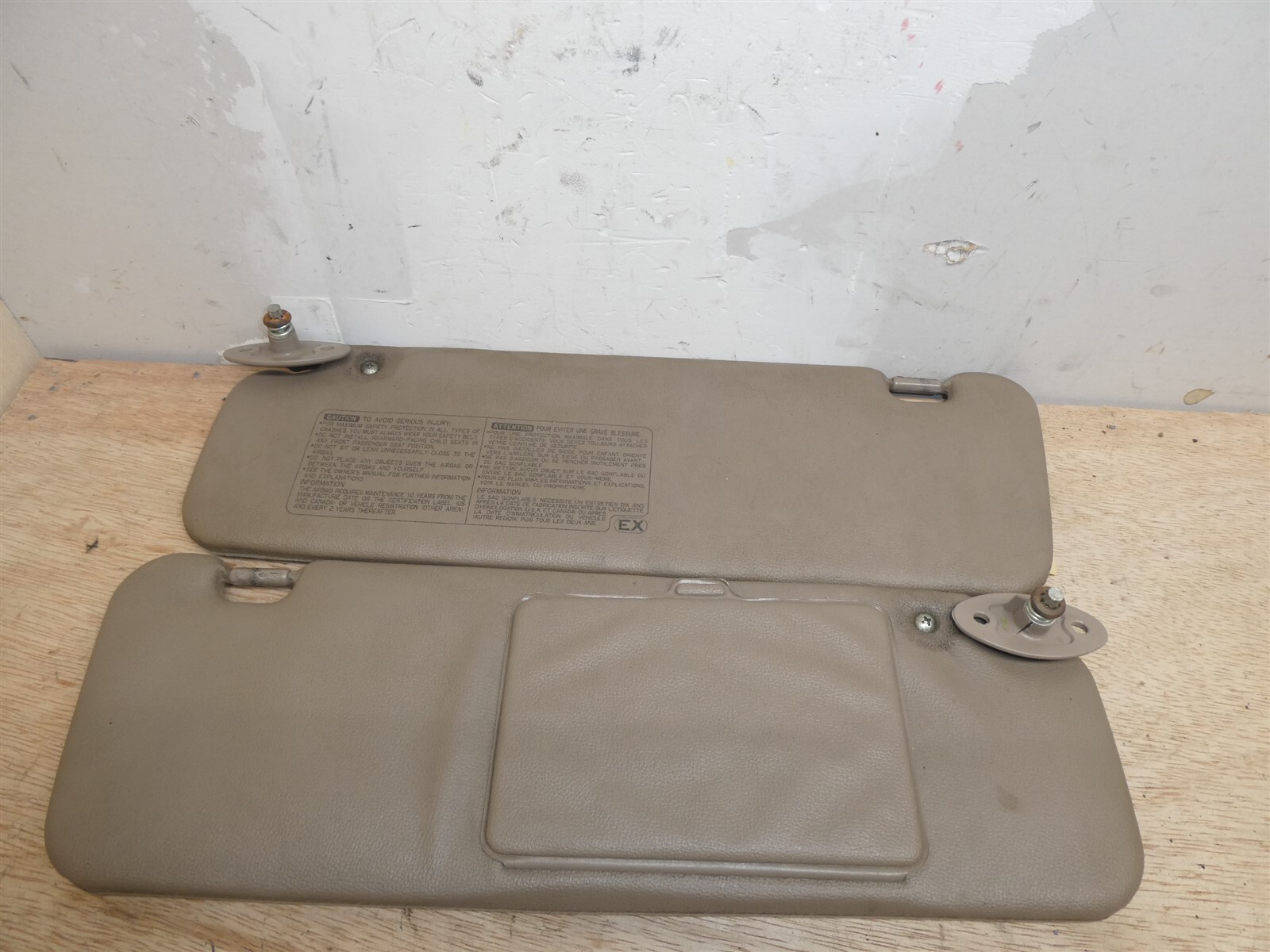 96-02 4Runner Tacoma - Sun Visors Shade Set Sun Visors Right Left Tan ...