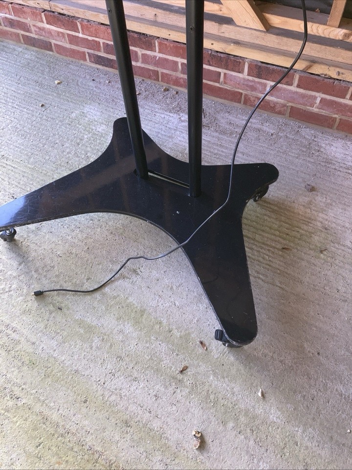 Commercial Tv Stand Heavy Duty Including Samsung Tv | eBay UK