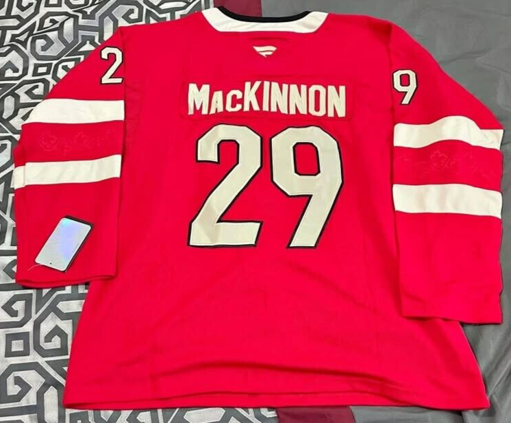 Team Canada 4 Nations Face-Off Hockey Nathan MacKinnon #29 Jersey XL ...