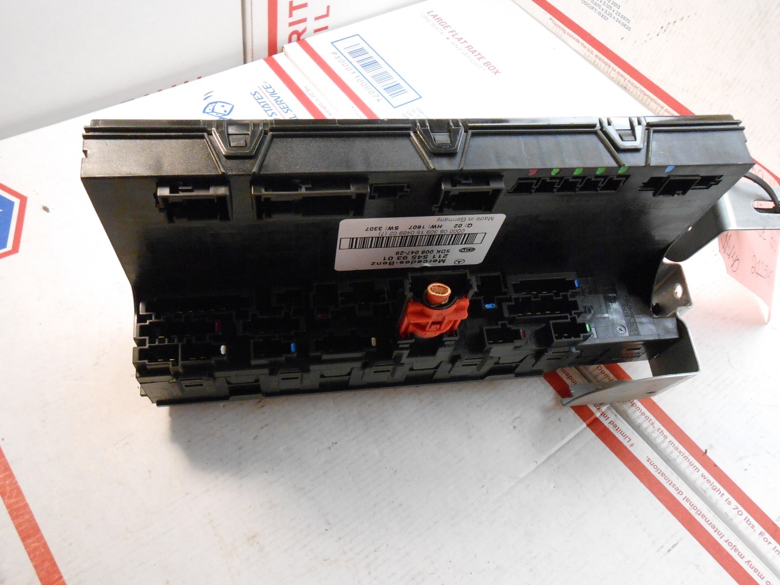 2009 MERCEDES TRUNK BODY FUSE BOX 2115459301 Ri0440 | eBay