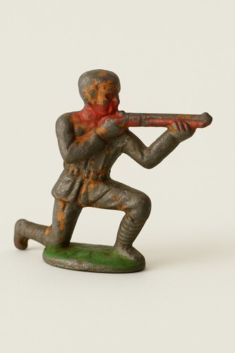 Vintage Manoil Cast Iron Toy Soldier Kneeling Rifle 1930s USA Painted ...