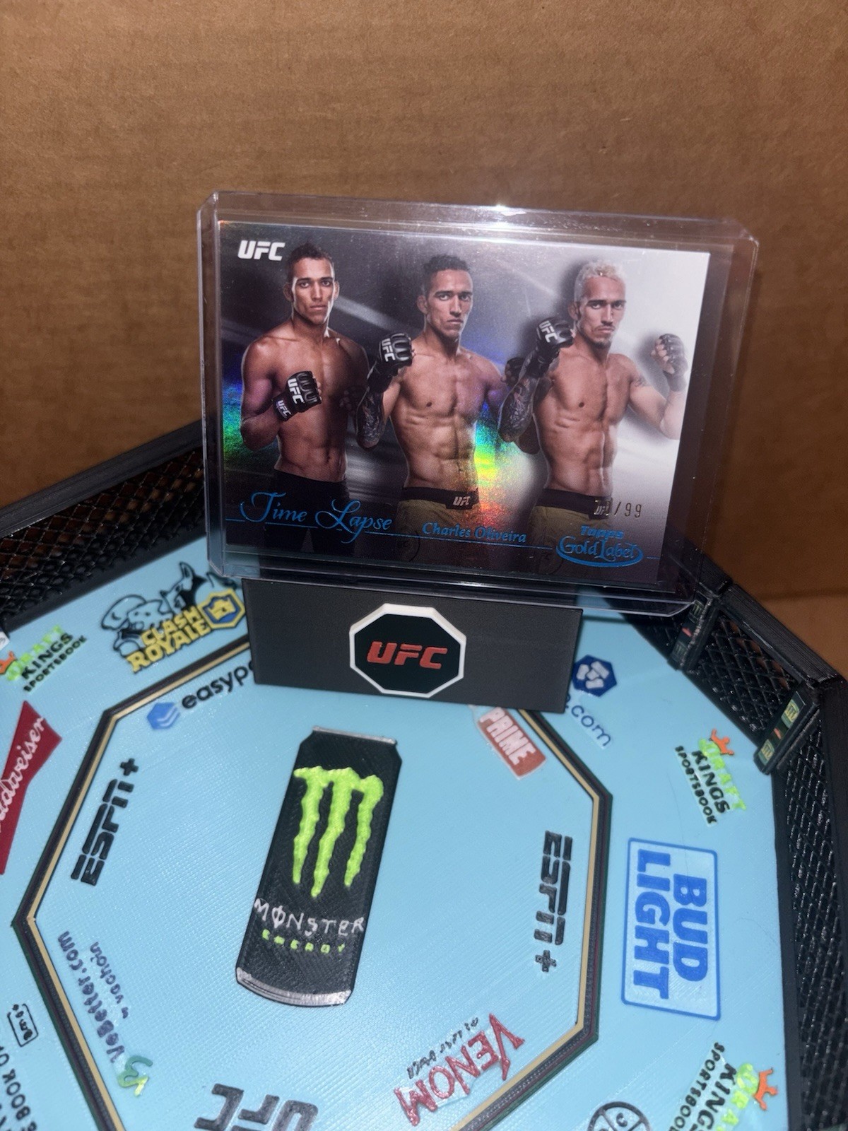 Charles Oliveira 2024 Topps Gold Label UFC #TL-2 Time Lapse - Blue /99 ...