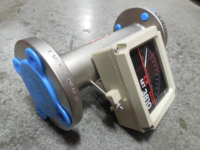 Brooks MT 3810 Armored Metal Tube Flow Meter 3810A14BAPAA1A1 for sale ...
