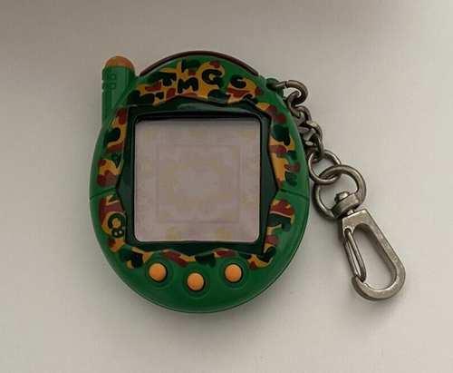 Japanese Tamagotchi Keitai Katsuu Plus Akai Green Camouflage 2004 ...