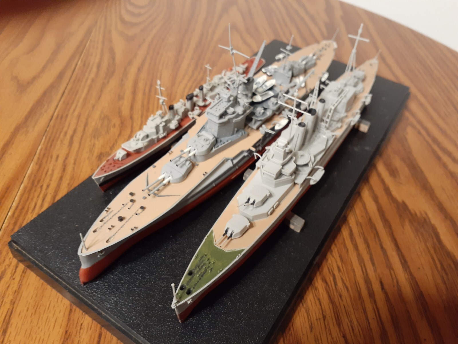 Airfix 1/600 HMS Daring, Warspite & Suffolk British Warship models | eBay