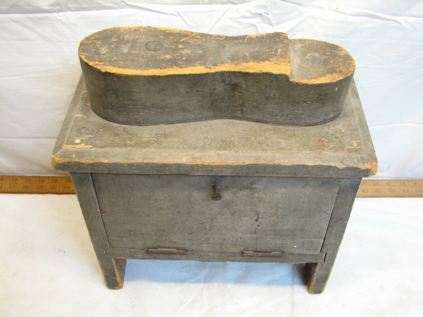 Antique Shoe Shine Kit Stand Blacking Box Wood Bench Rest Primitive ...