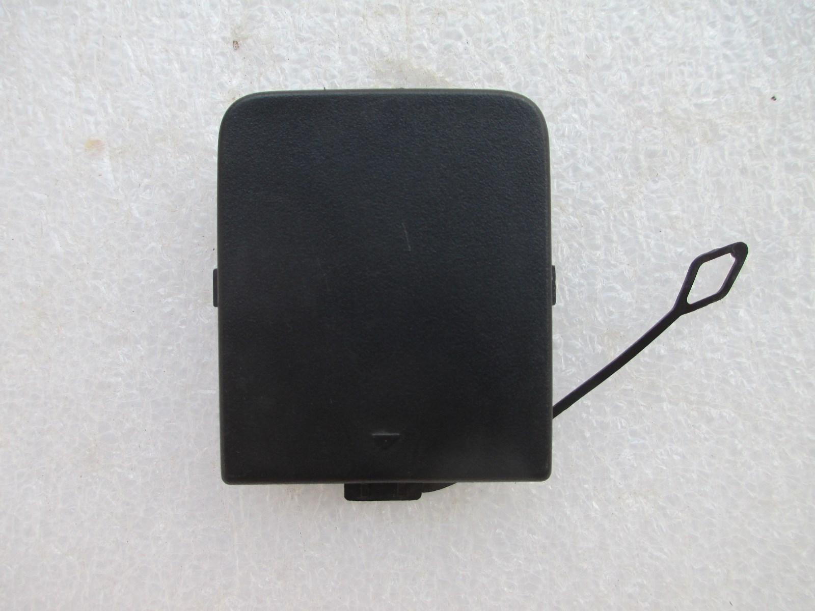 BMW 1 SERIES 2013 - 2015 BUMPER COVER REAR Left TOW HOOK CAP EYE OEM ...