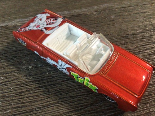 Hot Wheels 1999 TRIX Cereal Red 1964 Lincoln Continental Convertible 1/ ...