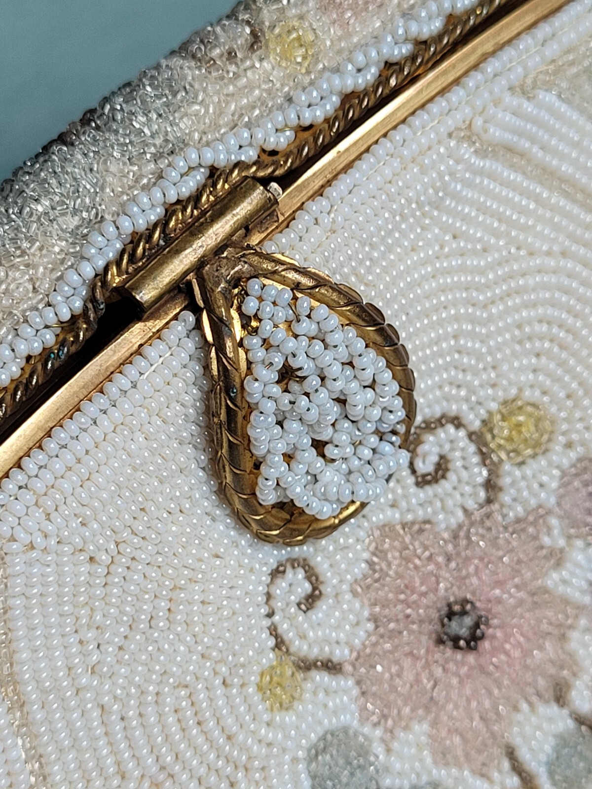 Vintage French Beaded Purse w Ornate Frame White Pink Blue Flowers ...