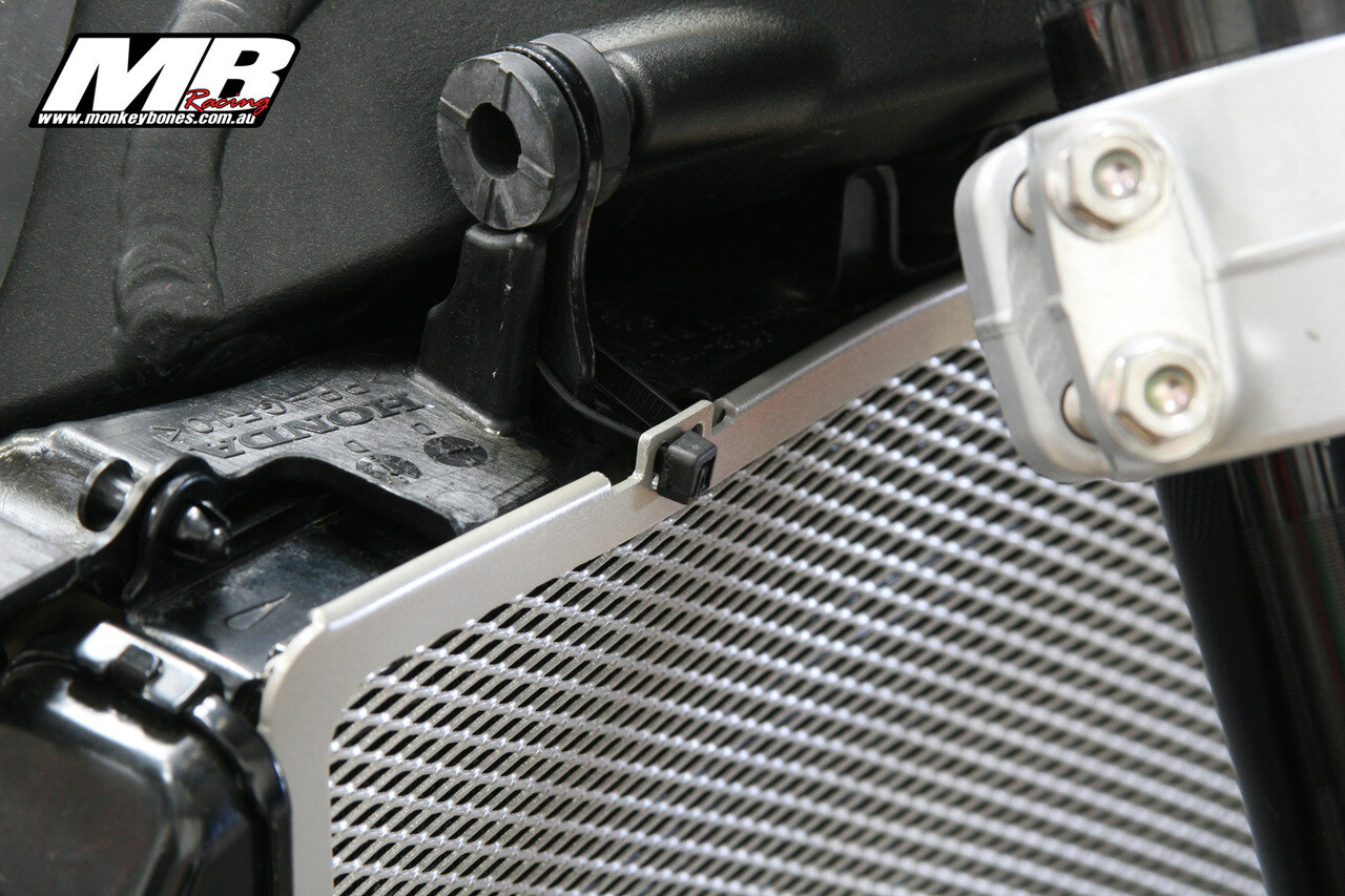 MonkeyBones 2Pc Alloy Radiator/Oil Cooler Guards - Yamaha YZF-R1/YZF ...