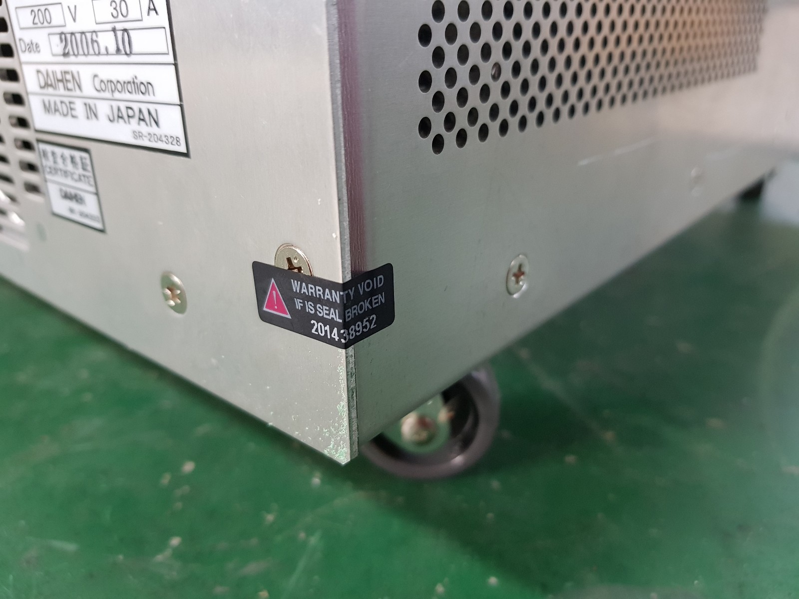 DAIHEN RGA-10,RGA-10D 13.56MHz/1KW RF POWER GENERATOR TESTED WORKING ...