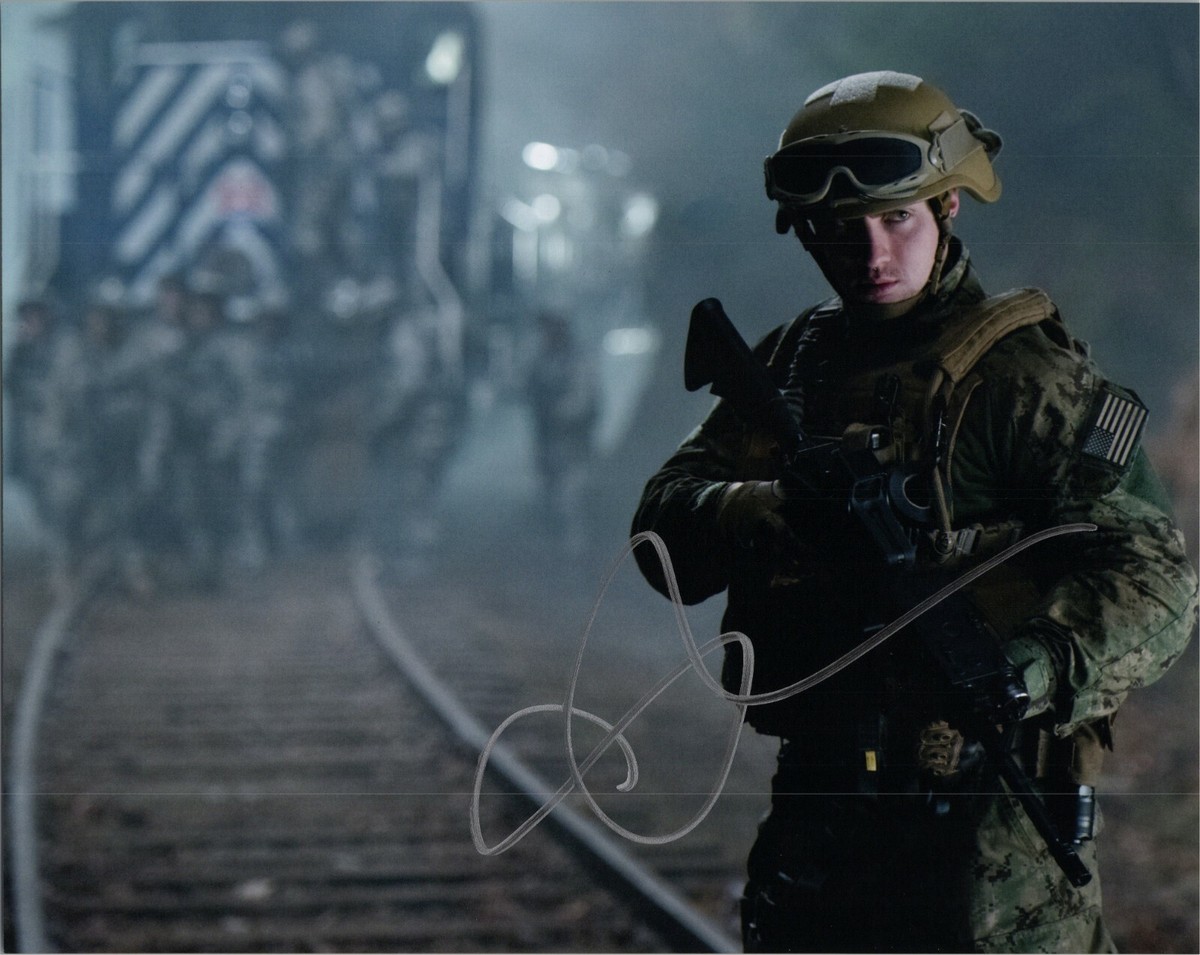 Aaron Taylor Johnson Godzilla Army Aaron Taylor Johnson's Movies,