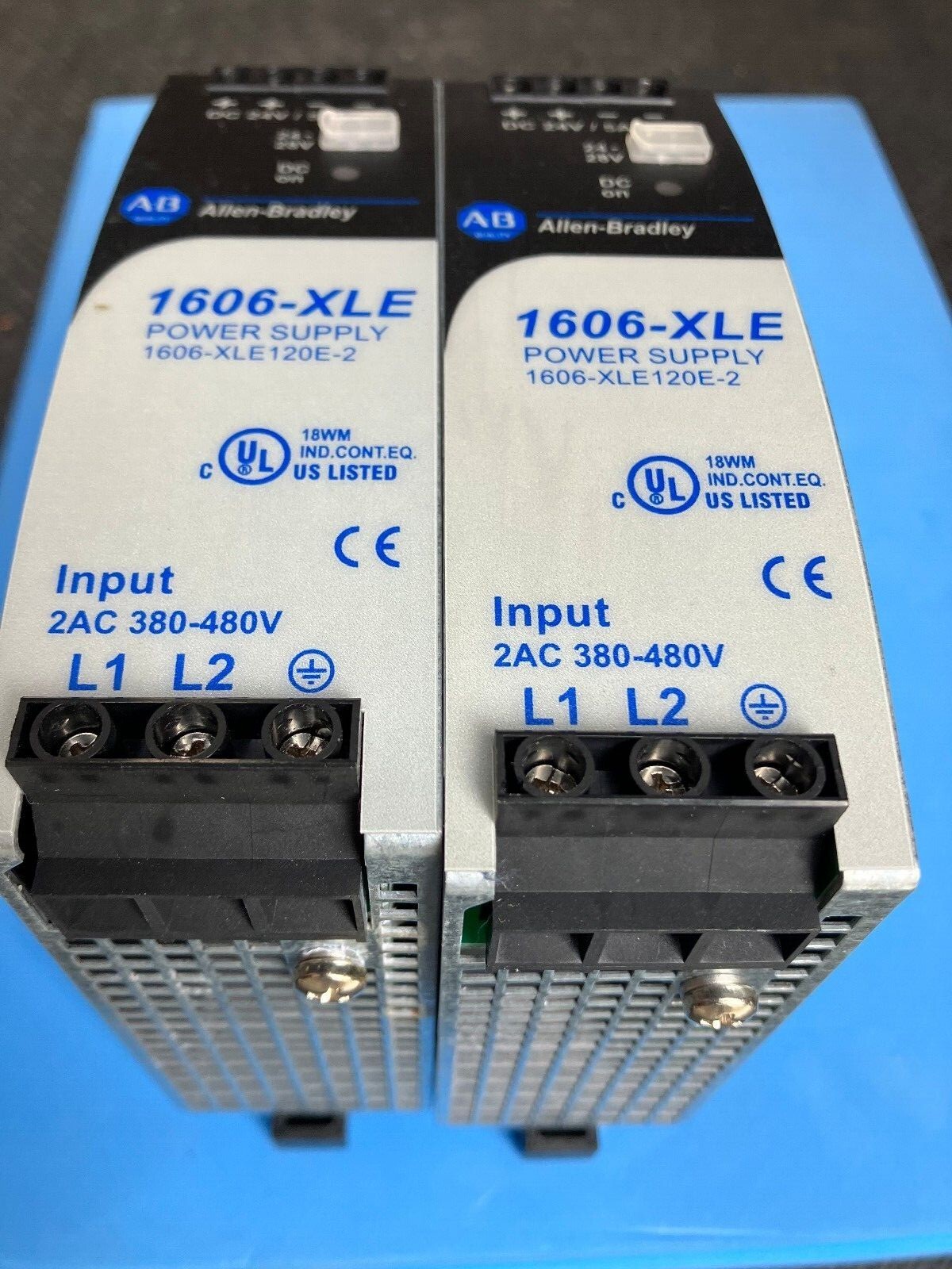 Nice Allen Bradley 1606-XLS120E-2 24V 5A power supply Ser. A 380-480V ...