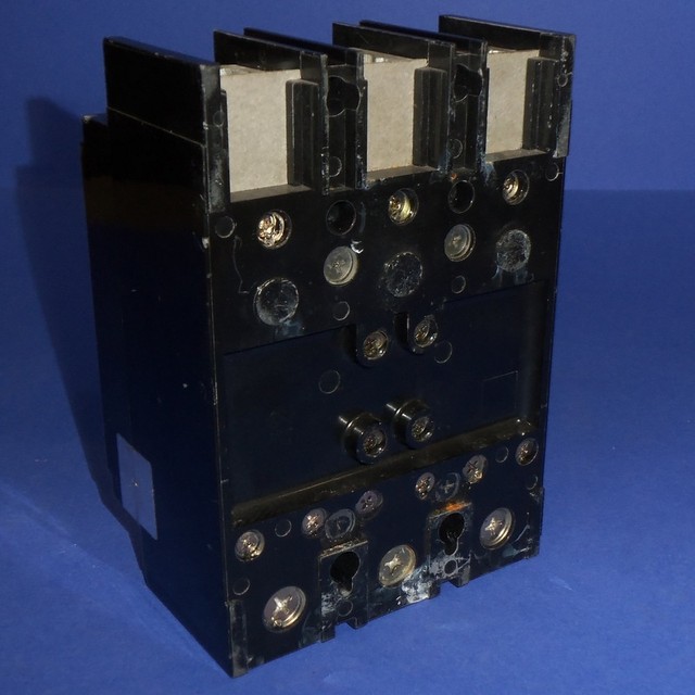 Square D PowerPact QB200 Circuit Breaker Qbl22200 200 Amp 240 V 2 Pole ...